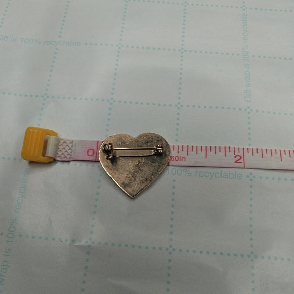 Vintage | Jewelry | 525 Vtg Lake Placid Heart Rainbow Clouds Pin | Poshmark